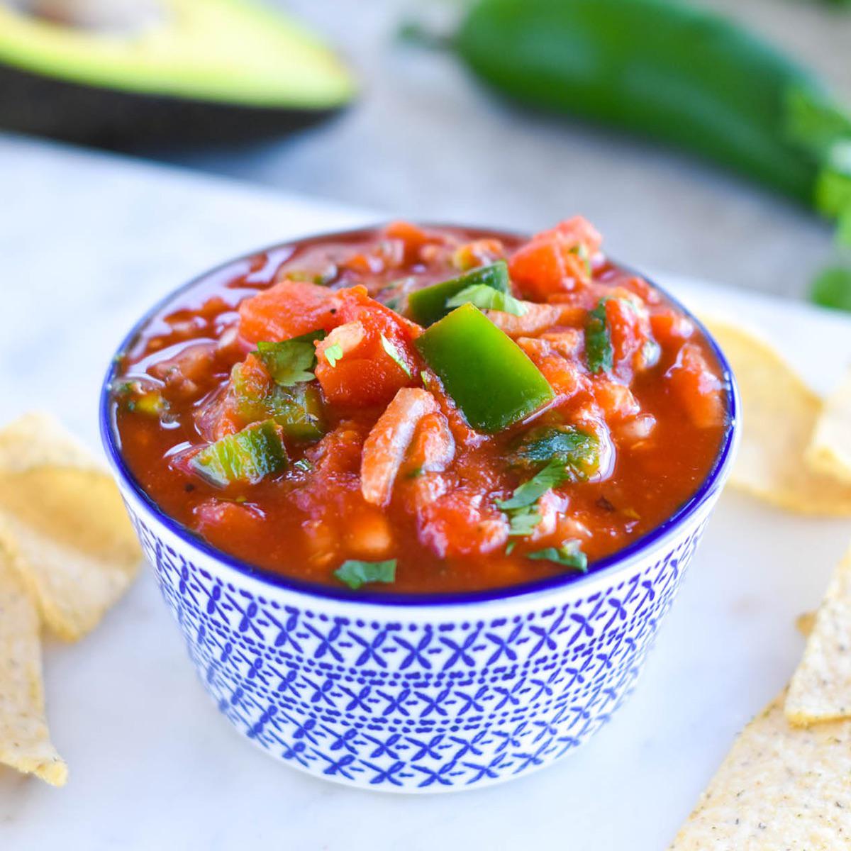 10 Minute Homemade Salsa | Scrolller