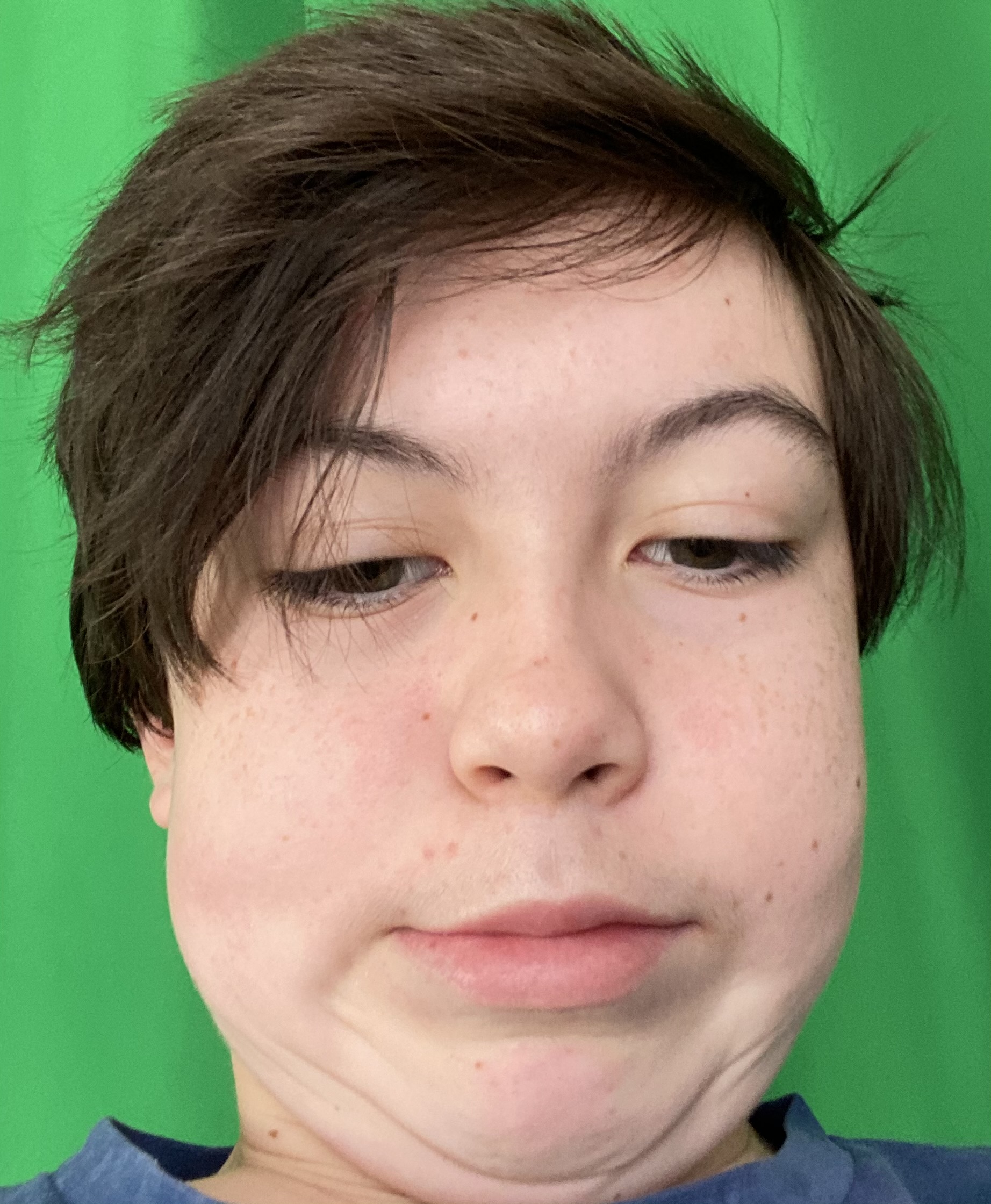 13 M and extremely bored does anyone want to talk? | Scrolller