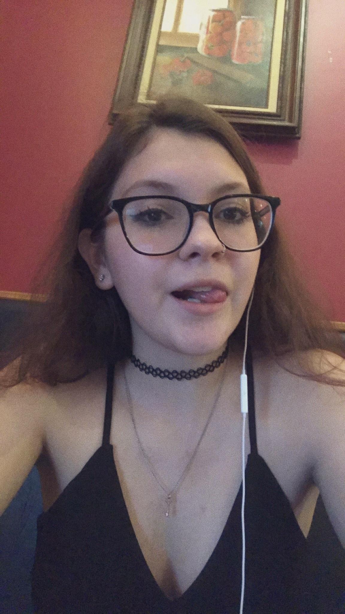 [16F] ?/10 be honest | Scrolller