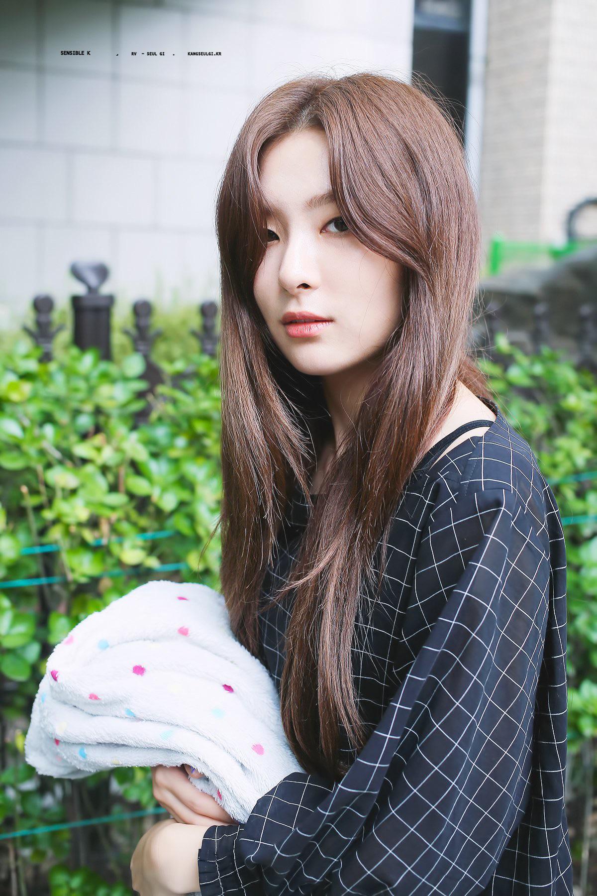 170721 Seulgi | Scrolller