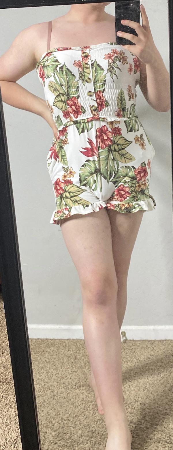 [18] what happens when gf leaves her dirty clothes here ;) | Scrolller