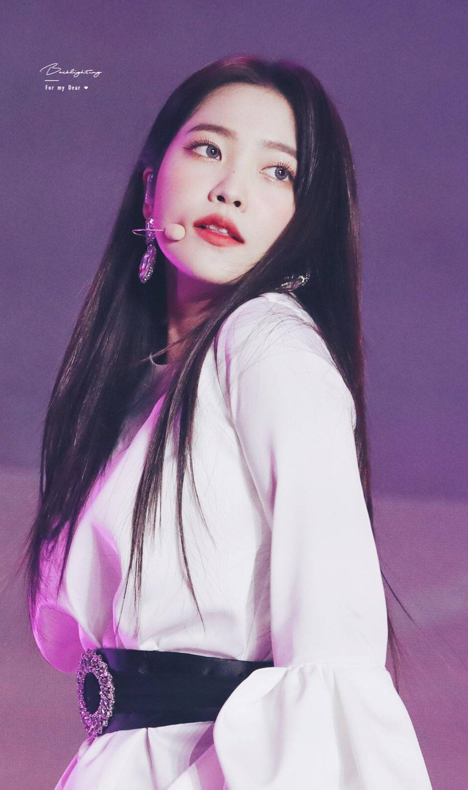 181220 Yeri | Scrolller