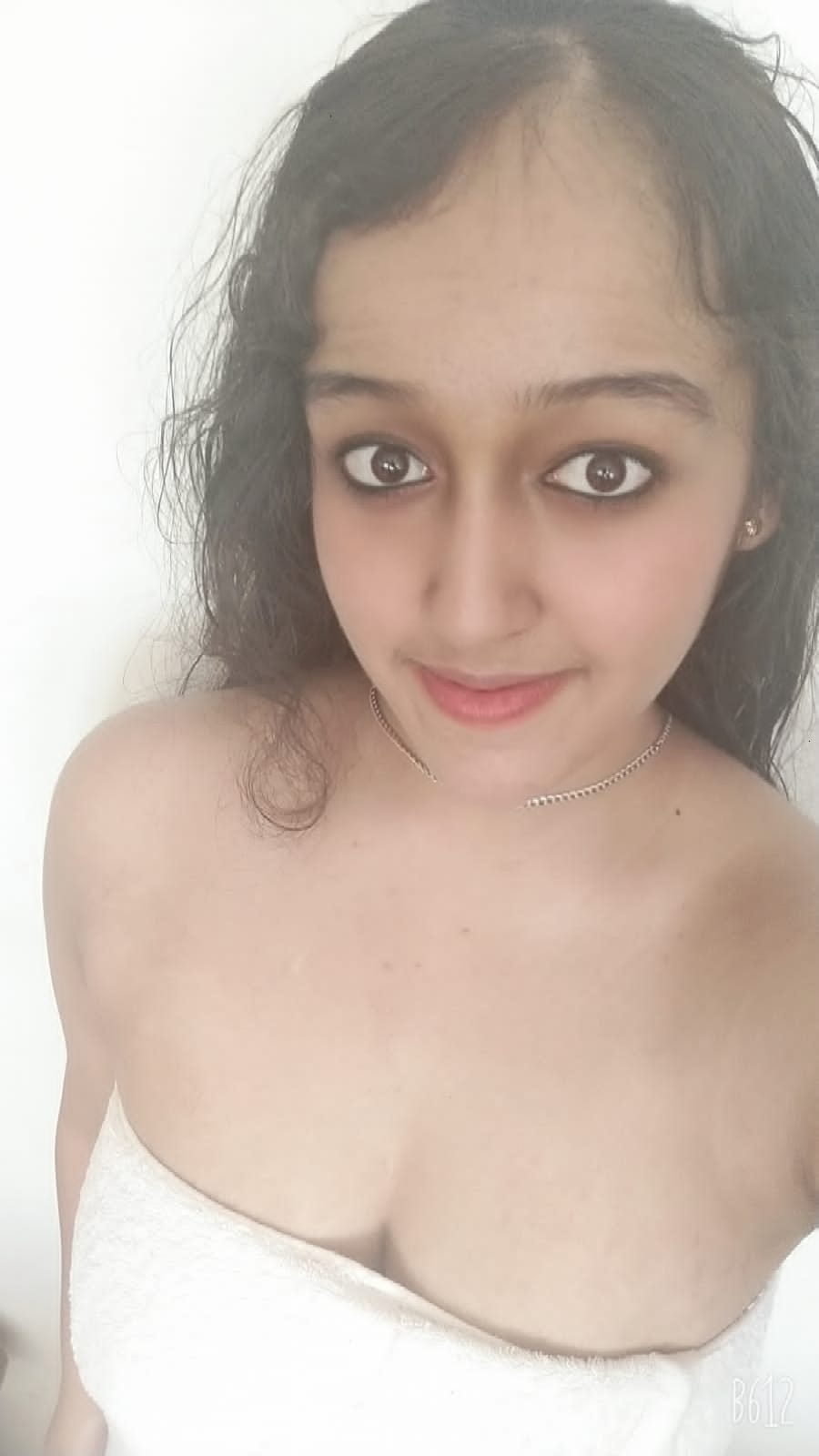 [18F] Hey guys! My account has been hacked. But I'm back again. Love y'all💕 Have a great day !😊 ...