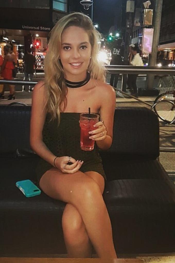 18f what I wore out the night 3 guys took me to a hotel and forced me to squirt all night ...