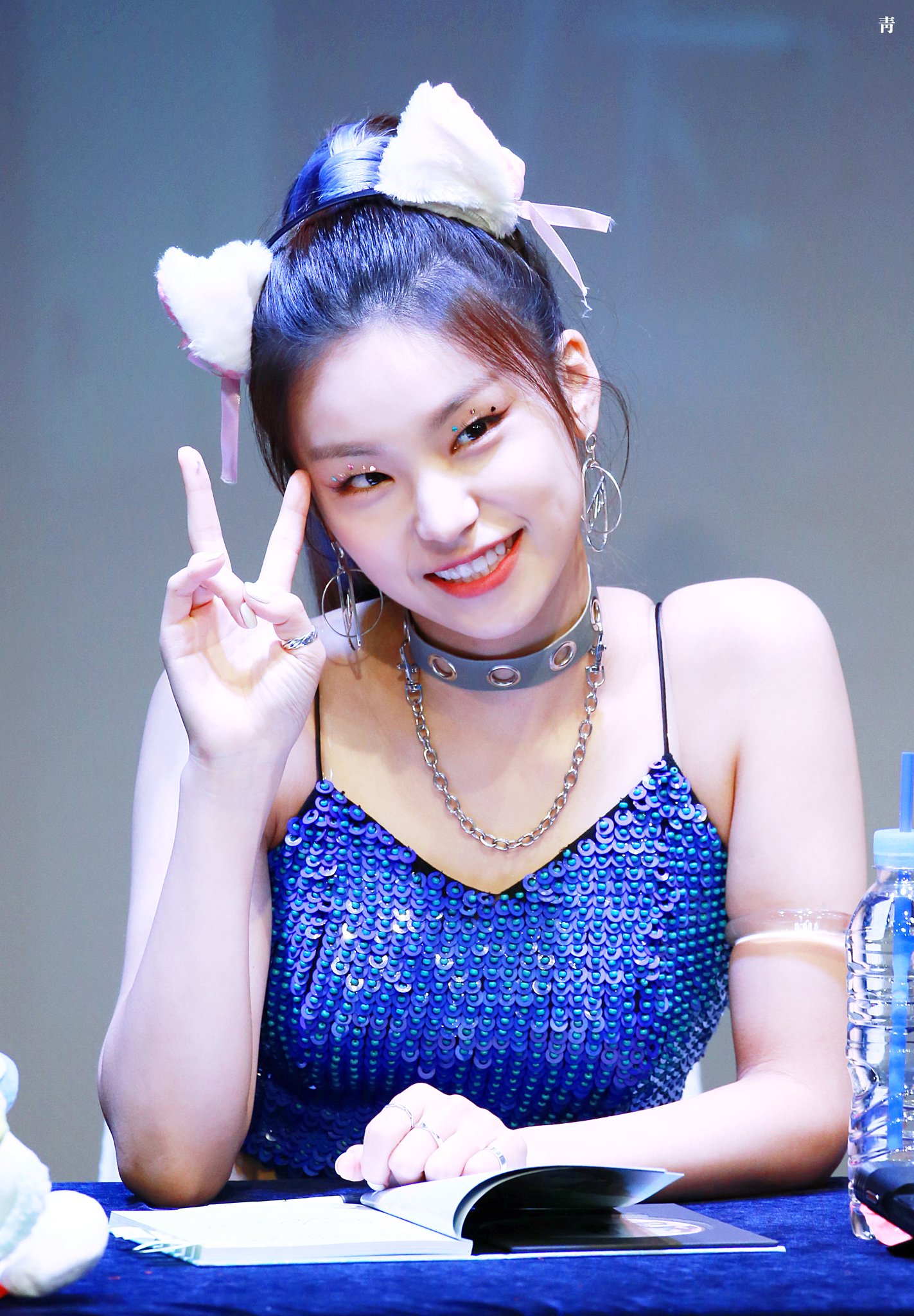 190803 Yeji | Scrolller