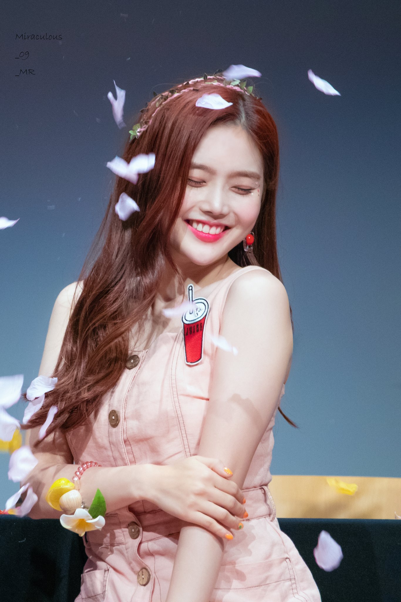 Hyojung | Scrolller