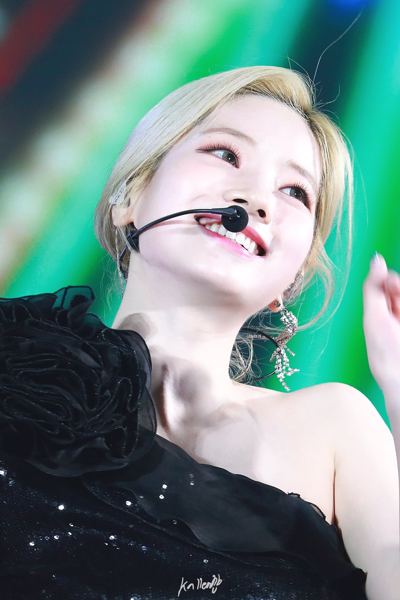 190822 Happy Dahyun | Scrolller