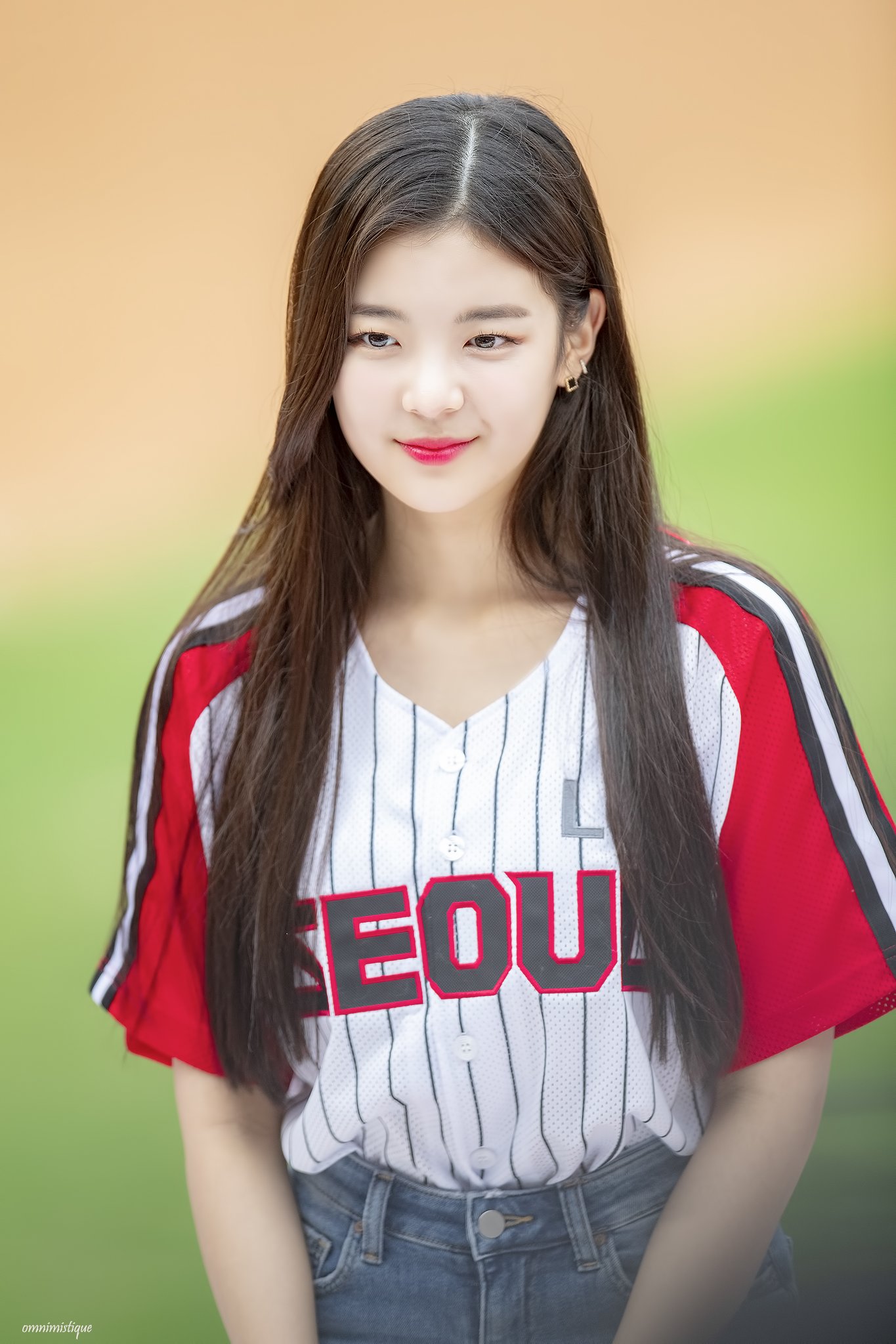 190908 Lia ♡ | Scrolller