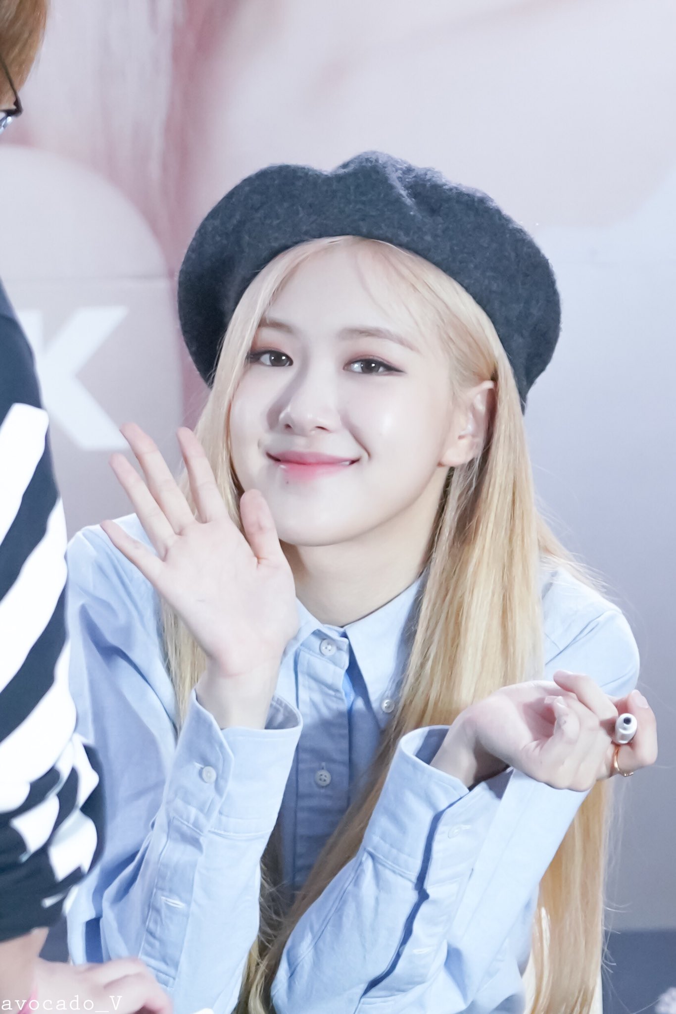 191012 Beret Rosé | Scrolller