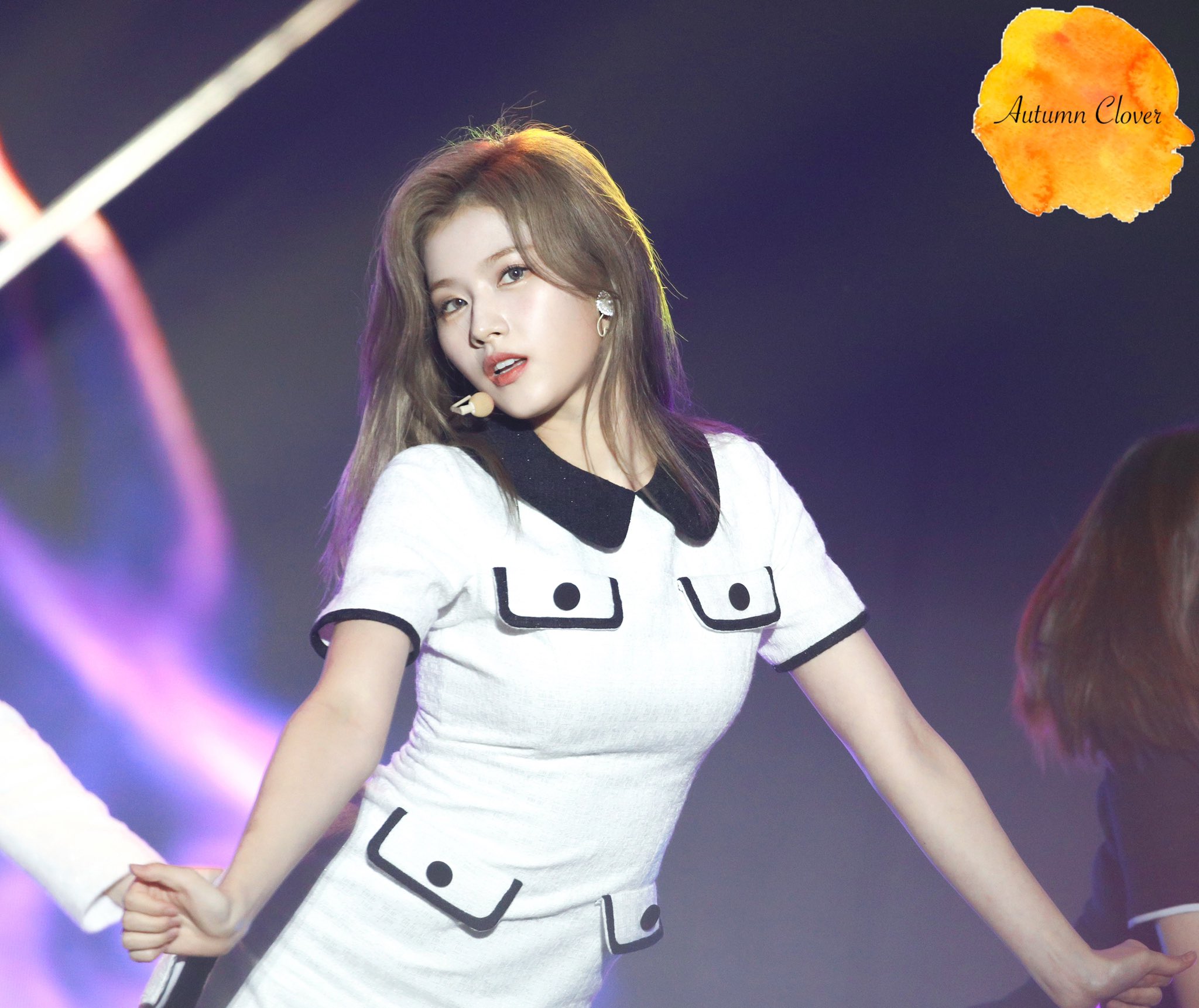 191126 Sana | Scrolller