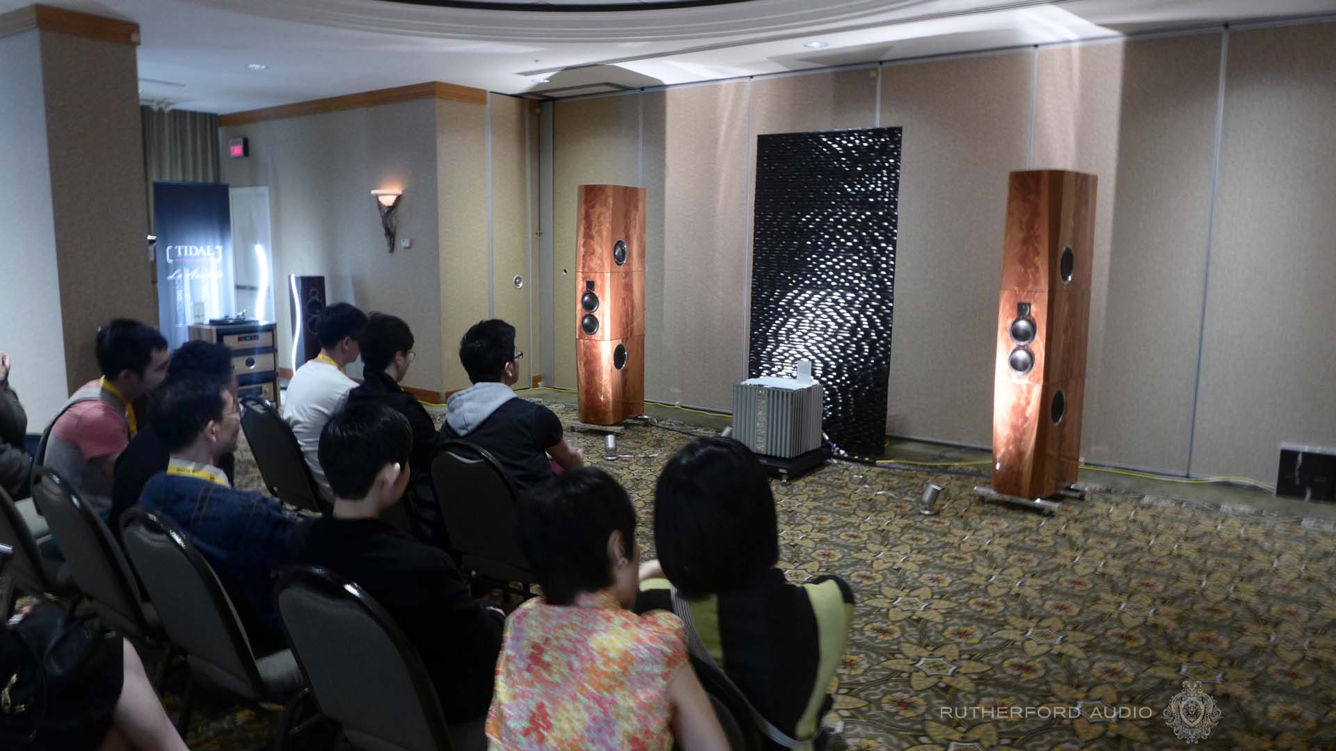 [1940x1440]Burmester 909s and Tidal Sunrays via Element Acoustics | Scrolller