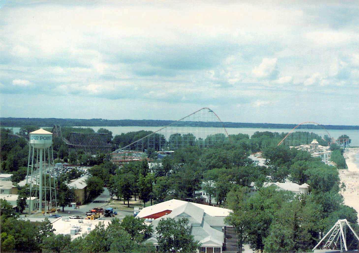 1990 - Magnum rules the Cedar Point skyline | Scrolller