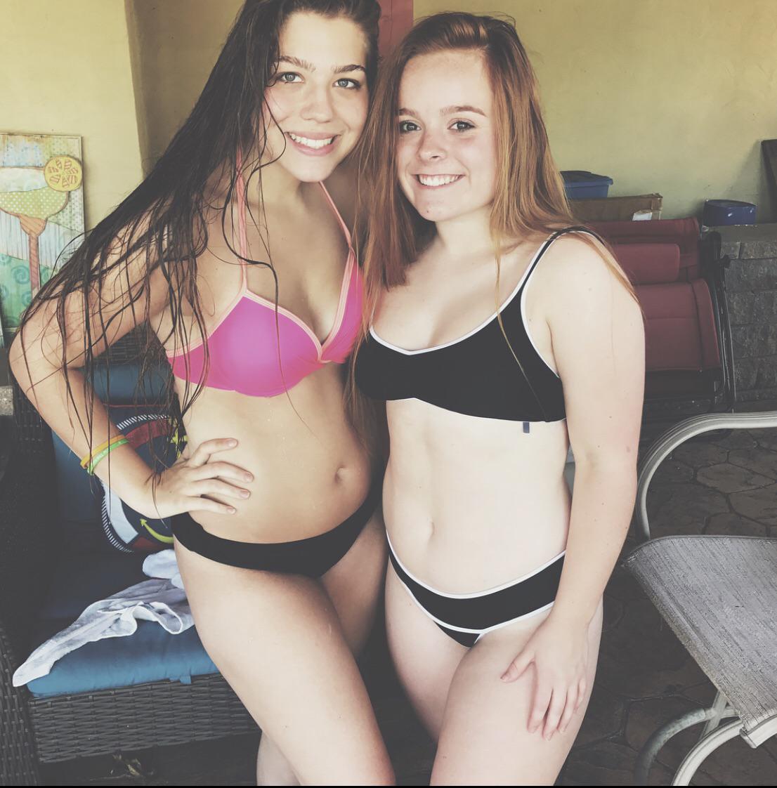 [2] Beauties | Scrolller