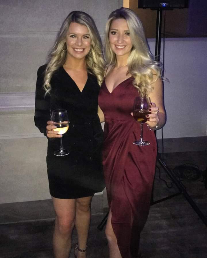 [2] Blondes, wine and fun times | Scrolller