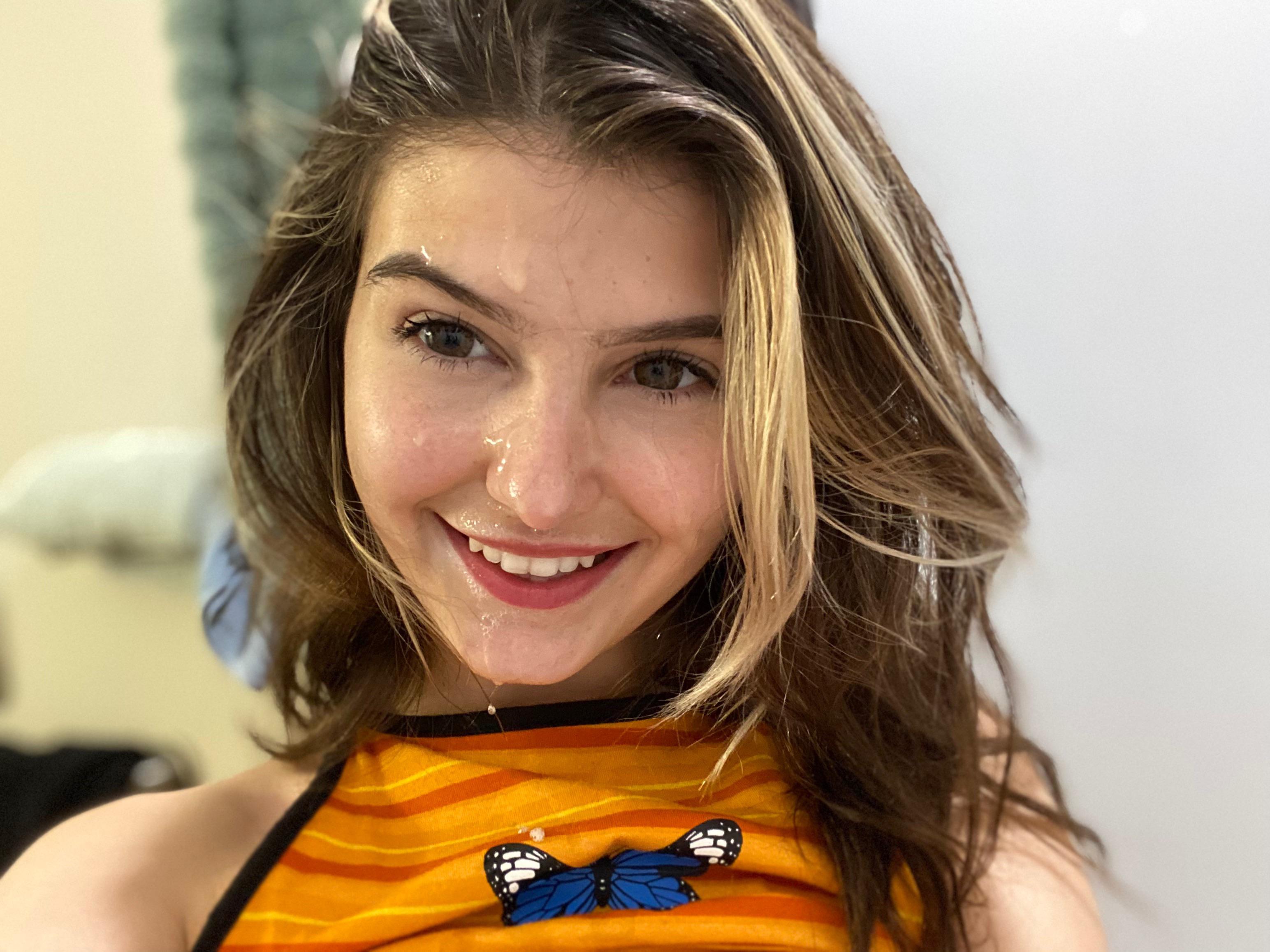 2 loads to the face may I have a 3rd | Scrolller