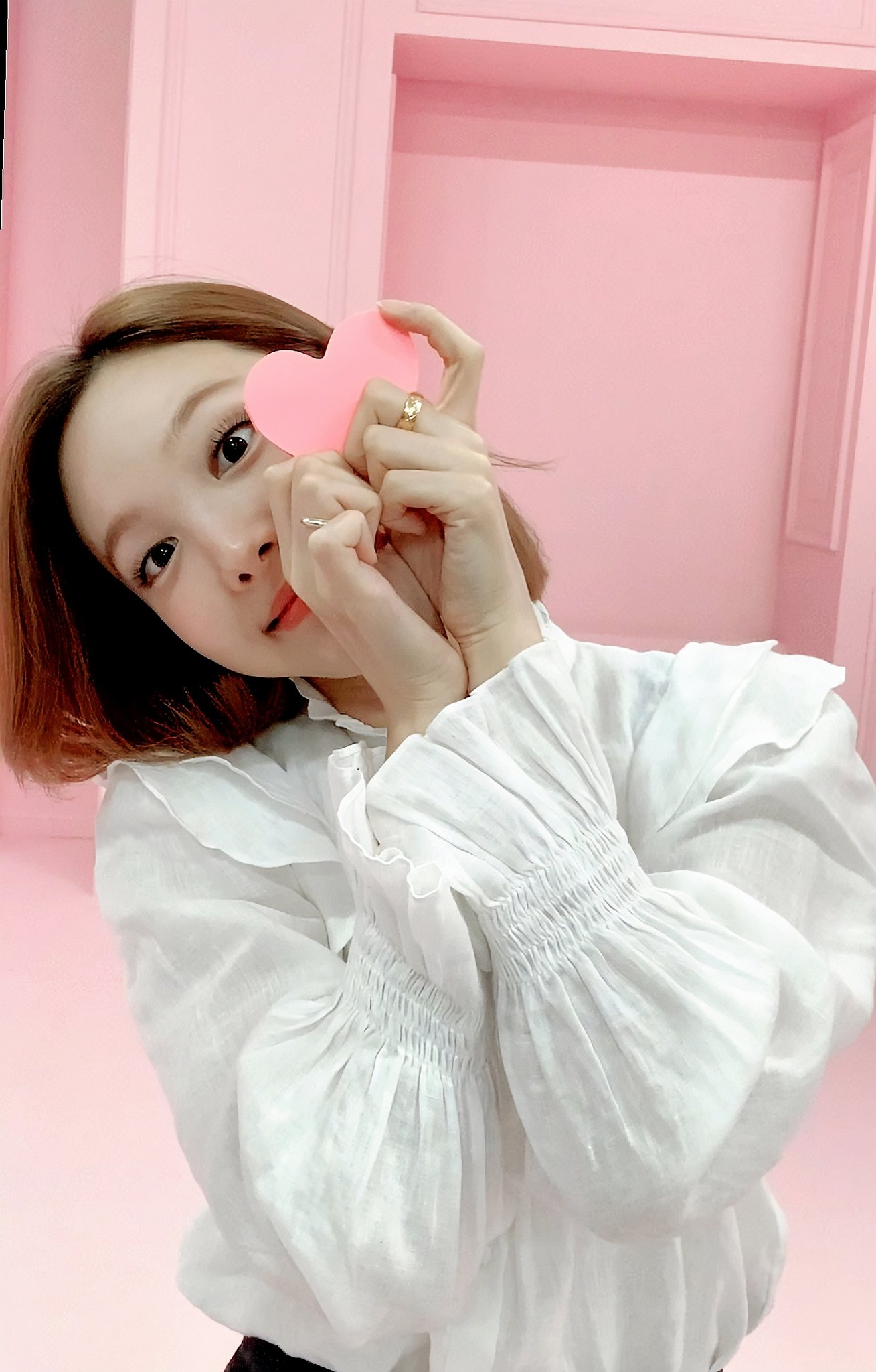 200905 Beautiful Nayeon | Scrolller