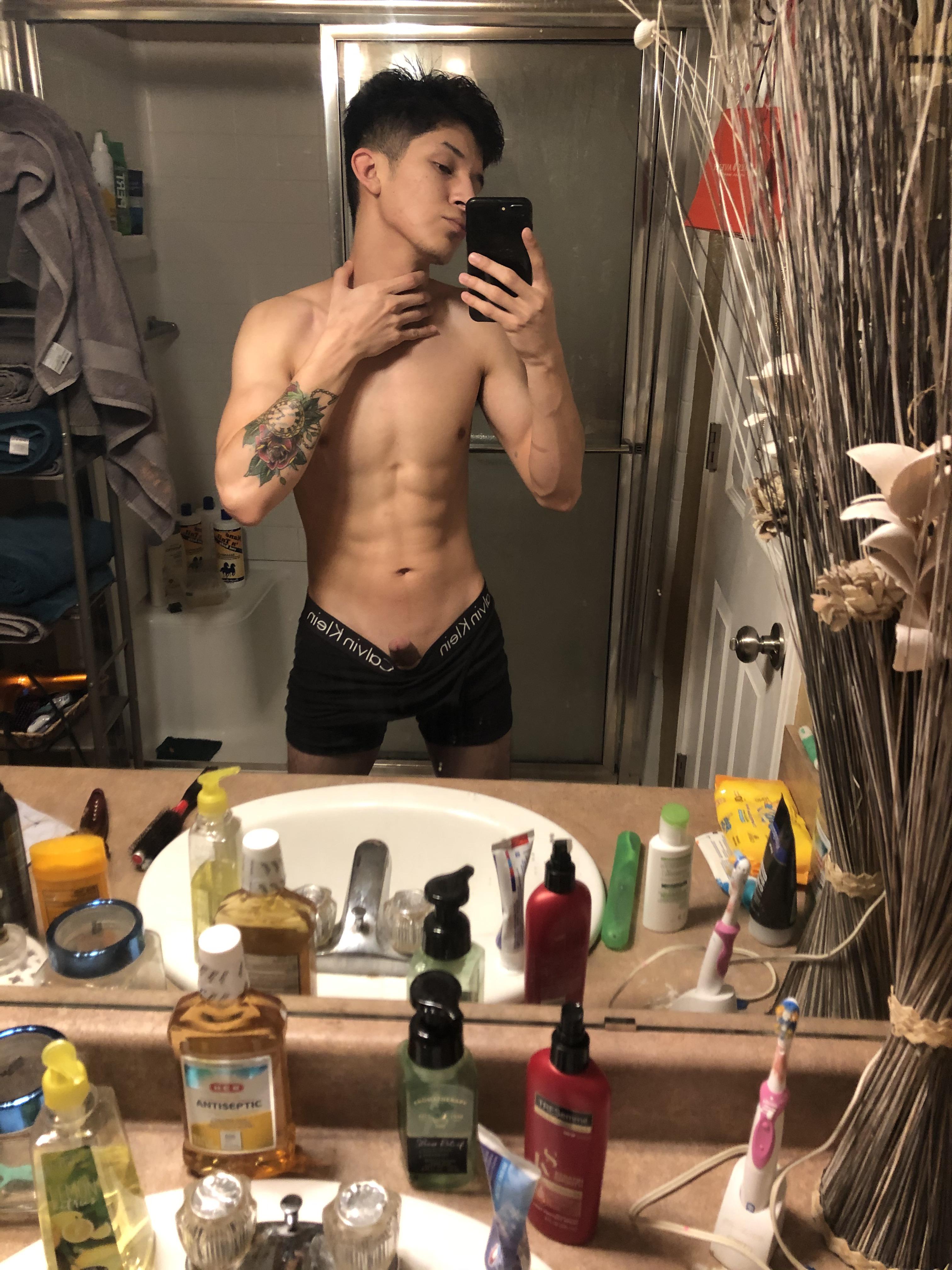 [21] [dick pic] My first pair of Calvin Klein’s, what do you think? 🤭 | Scrolller