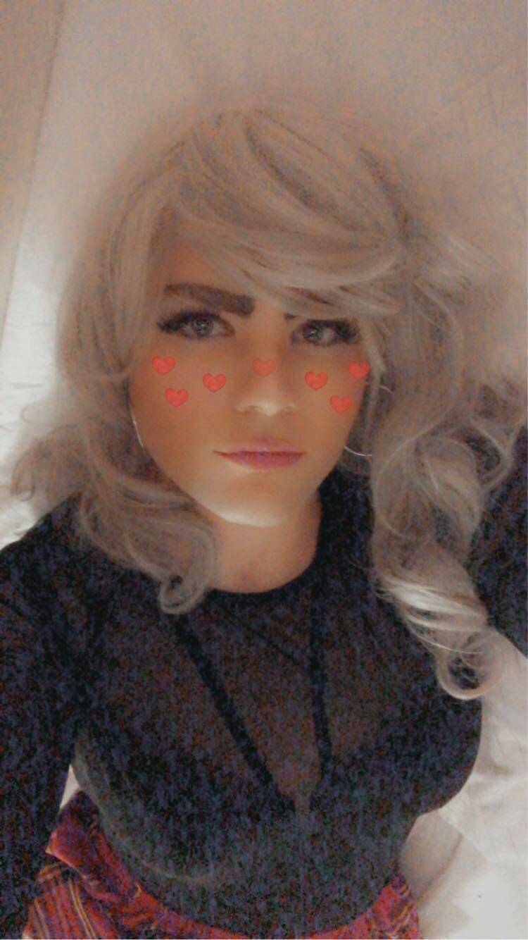 21 yr/o convincing sissy for anyone - Manchester England | Scrolller