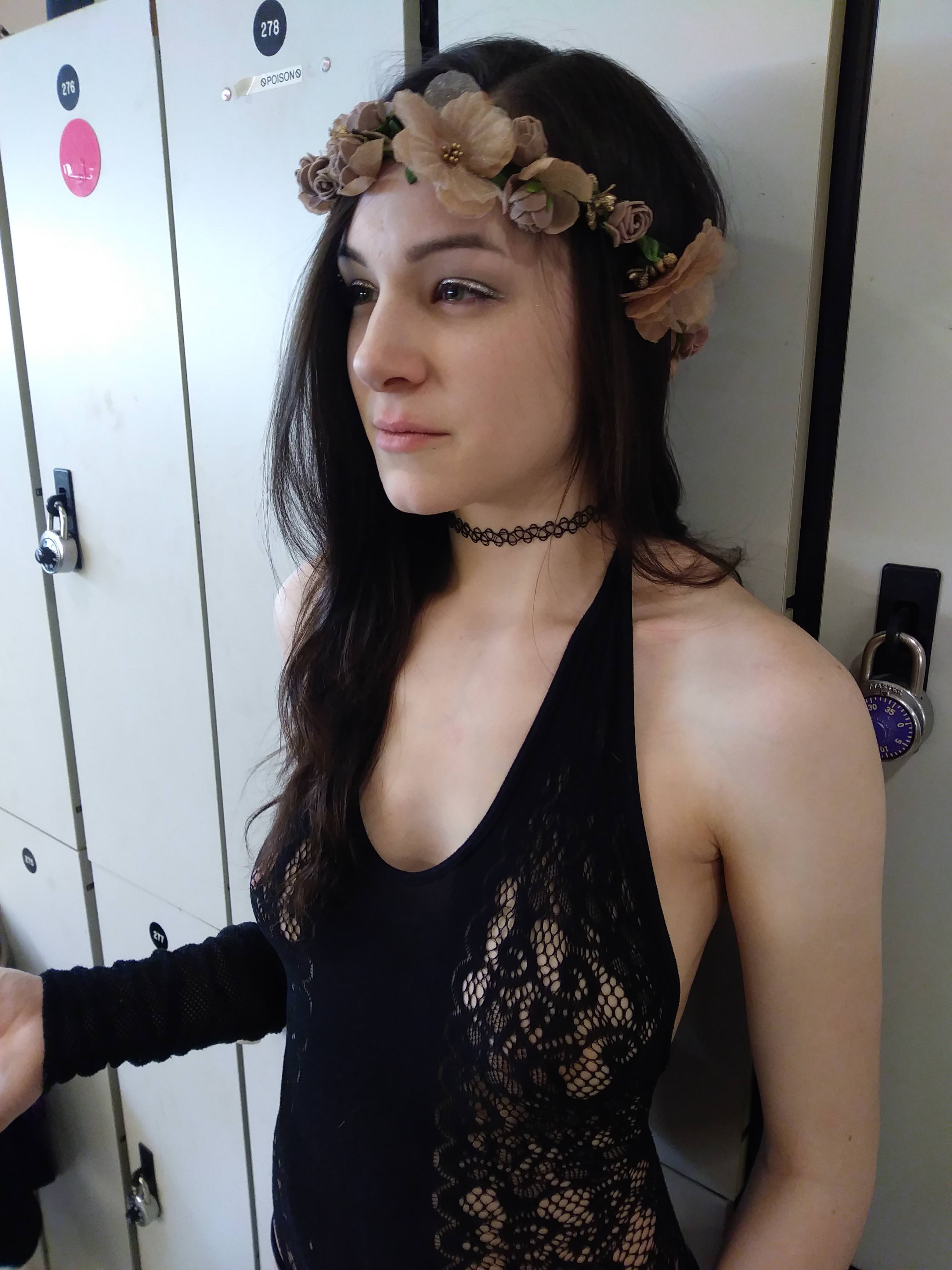 (24 f online) Still looking for someone who's serious, anyone want a dancer girlfriend/playmate ...