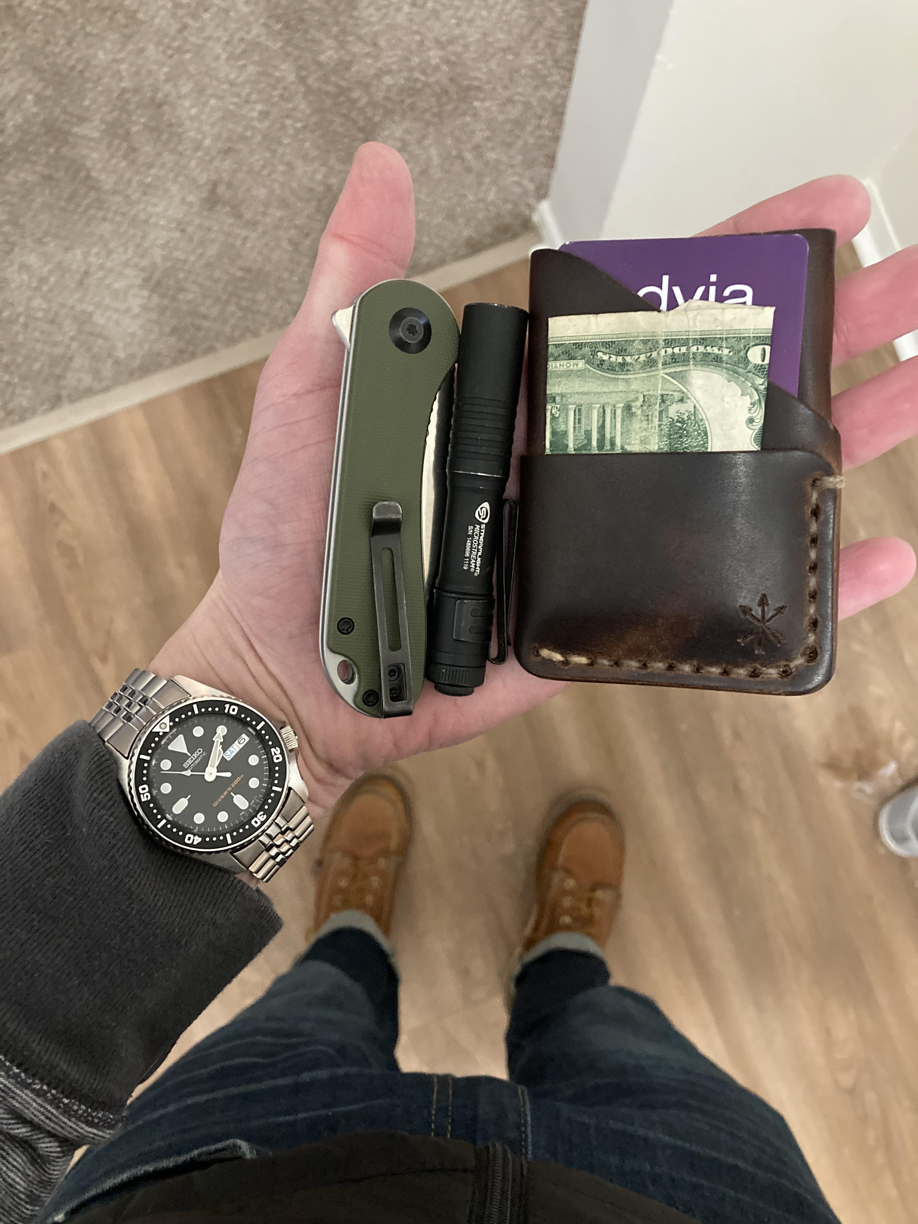 25 / Chicago | Scrolller