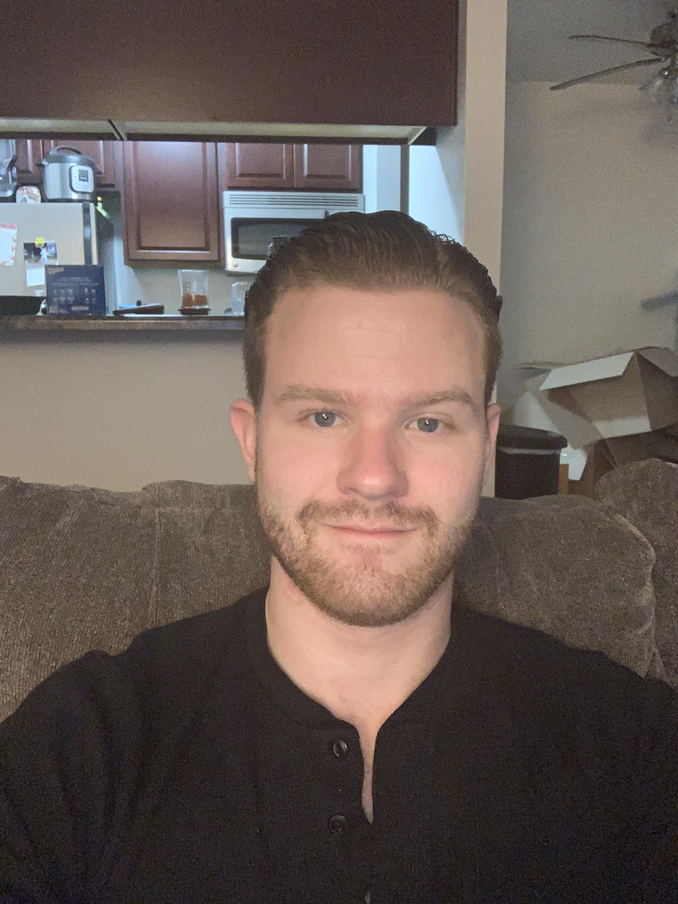 [27] Just chilling at home, how’s your day going? | Scrolller