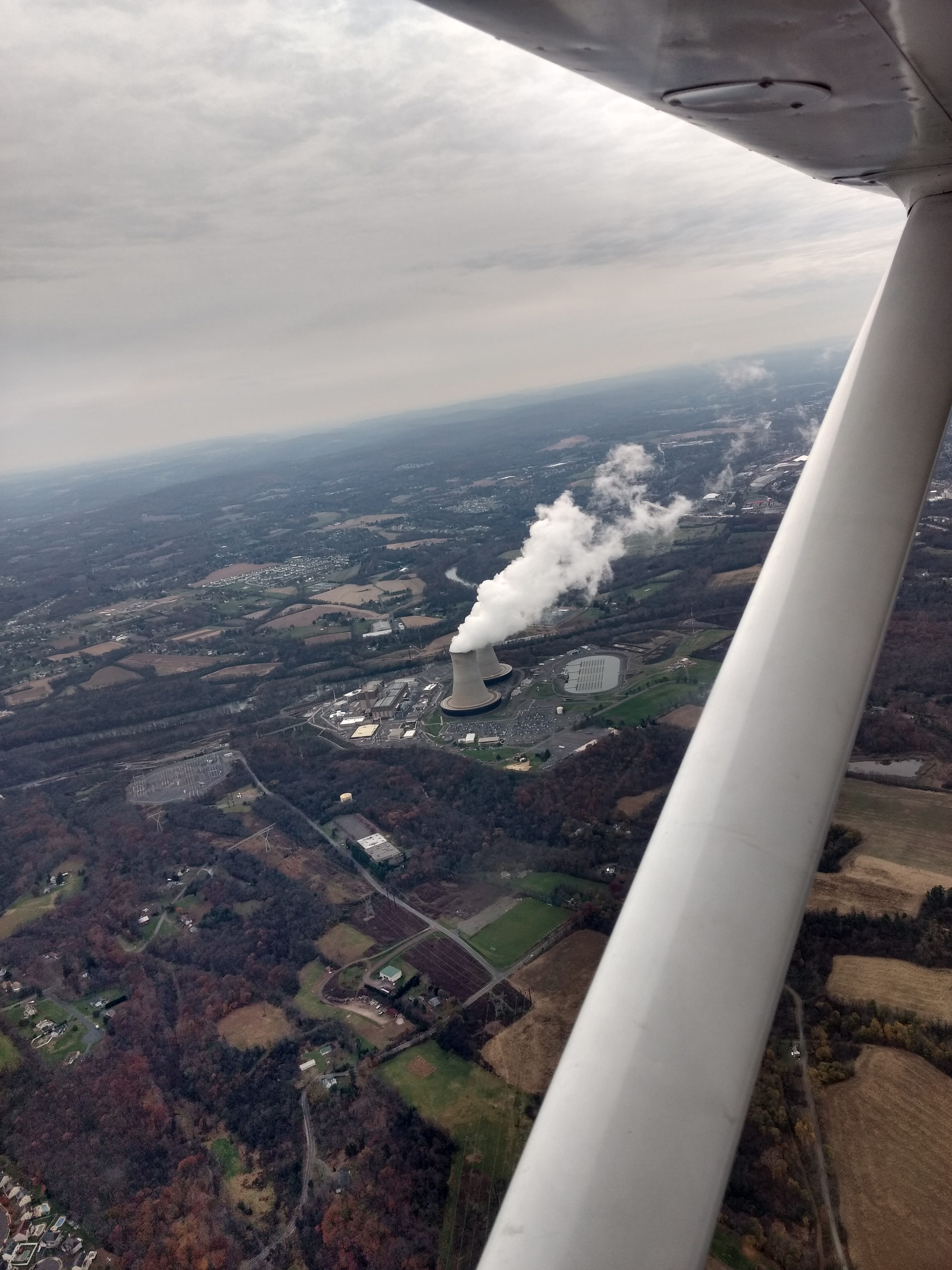 3500' view of Limerick Nuclear Power Plant, Pottstown, PA | Scrolller