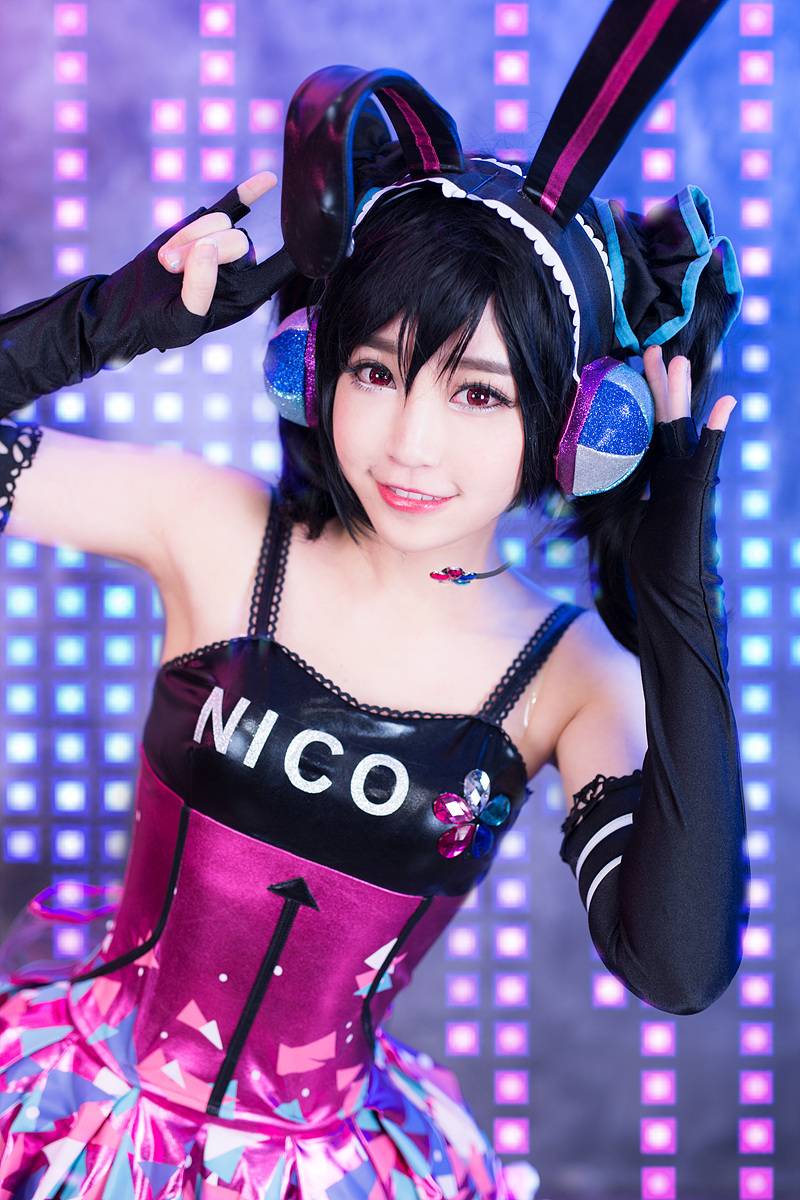 3D Nico | Scrolller