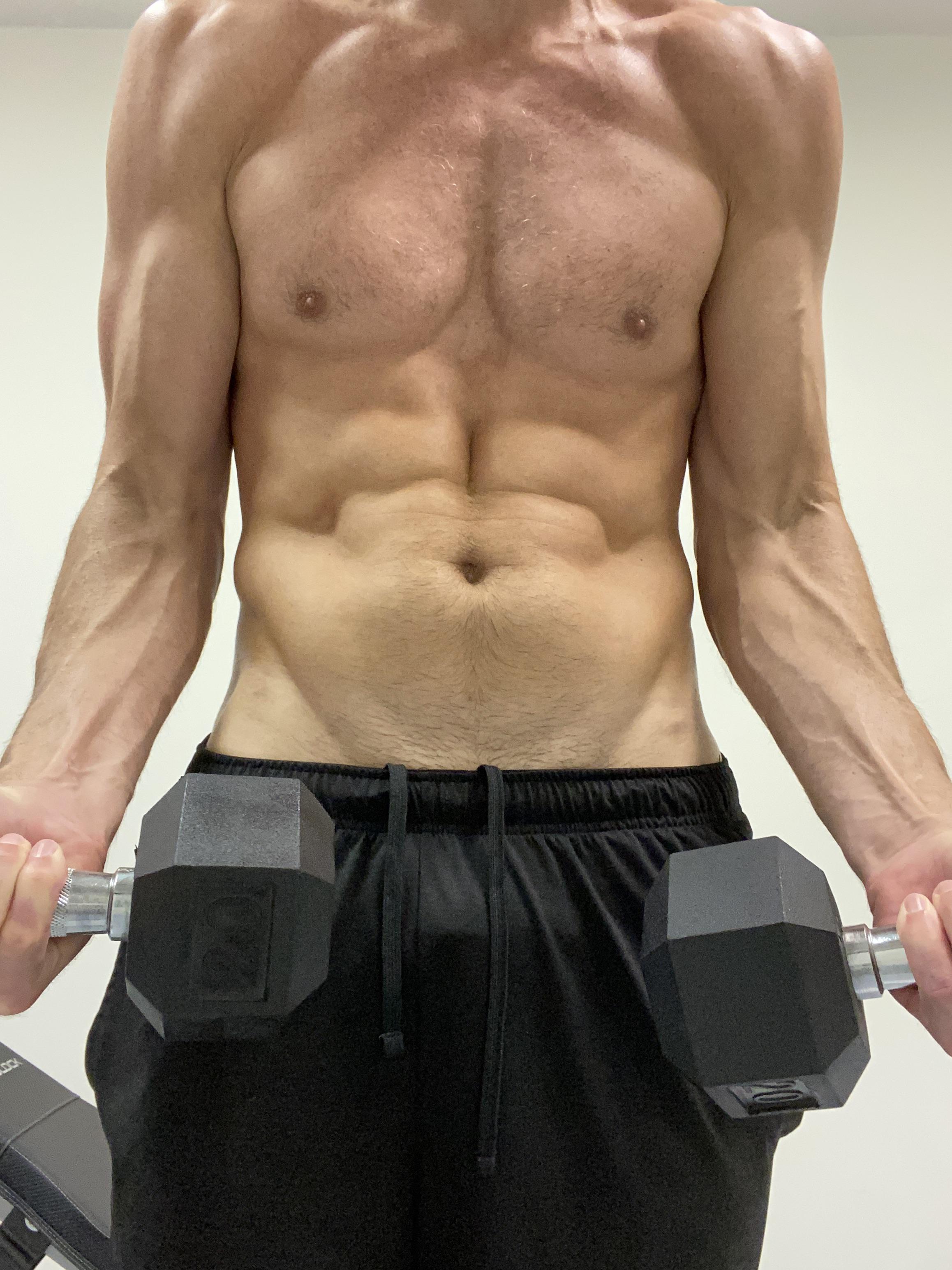 40. Let’s lift. | Scrolller