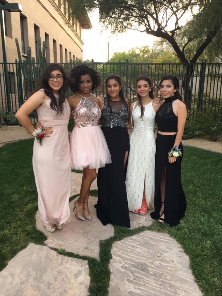 5 senior prom sluts. Which one are you fucking? | Scrolller