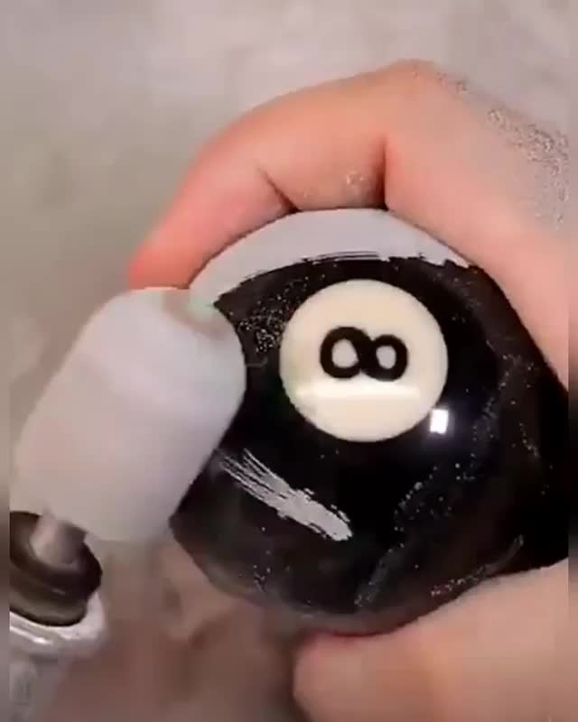 8 ball skull | Scrolller