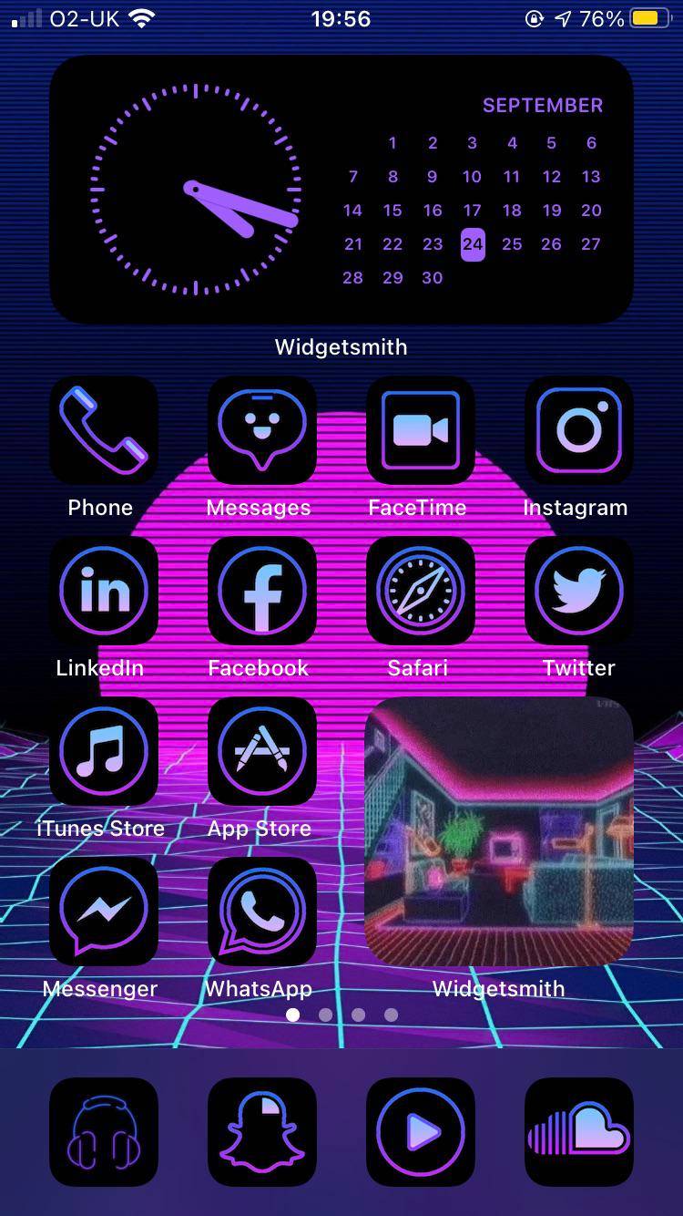 80’s retro Vaporwave / Synthwave Home Screen | Scrolller
