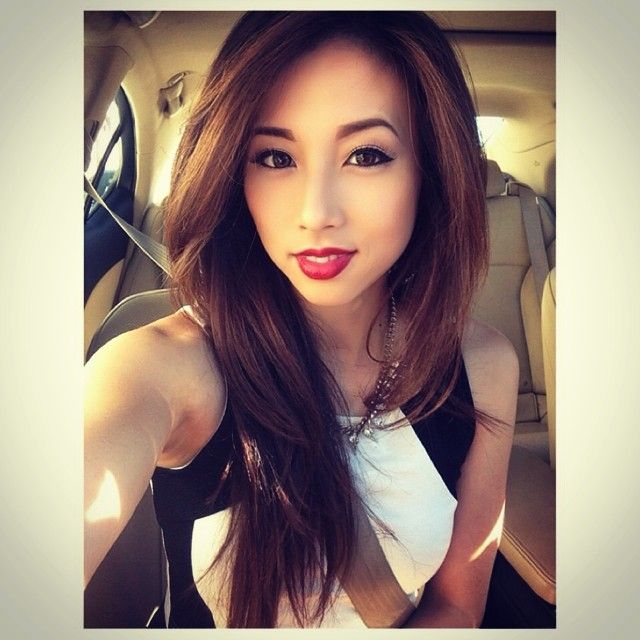 She got that red lipstick on | Scrolller