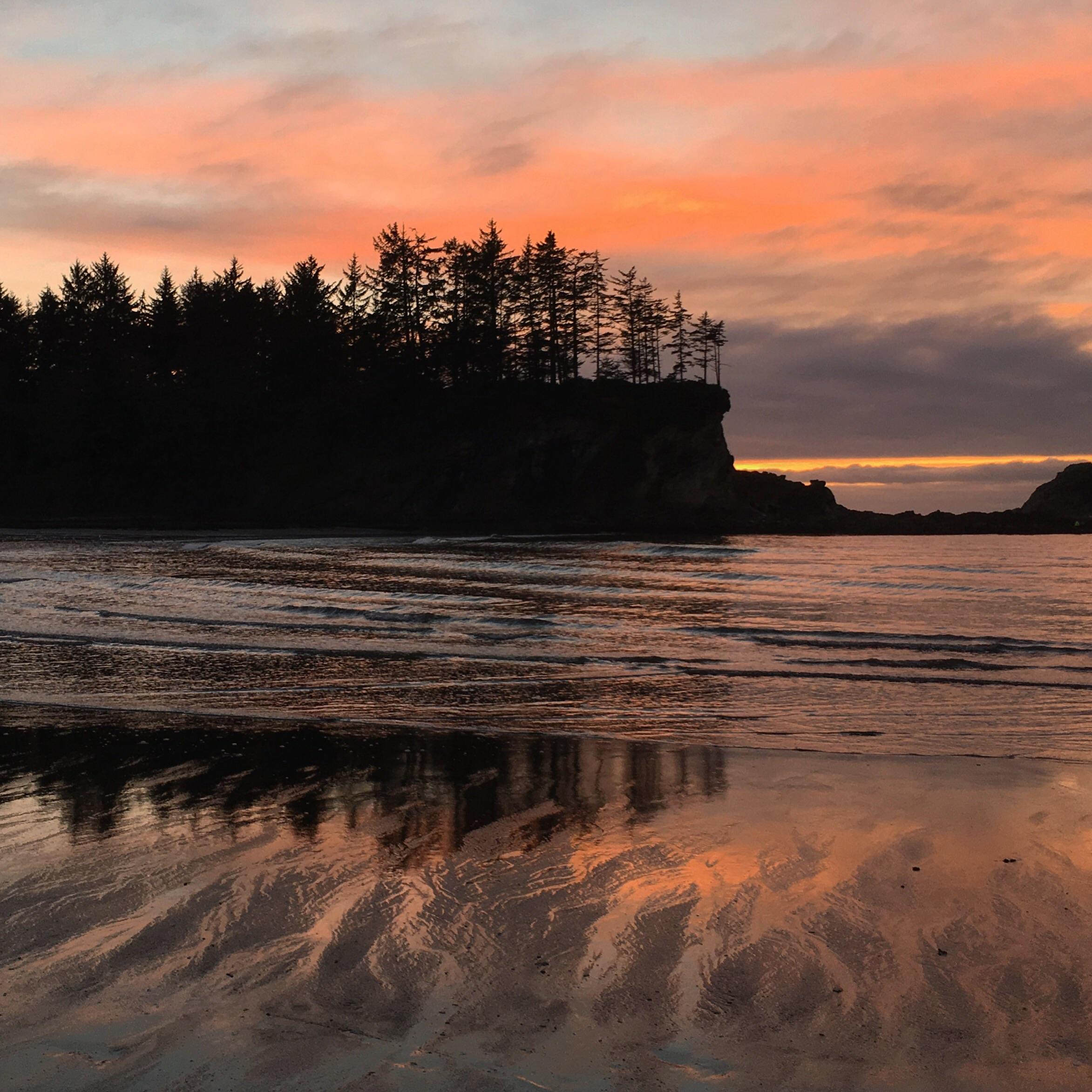 A beautiful sunset at Sunset Bay State Park. | Scrolller