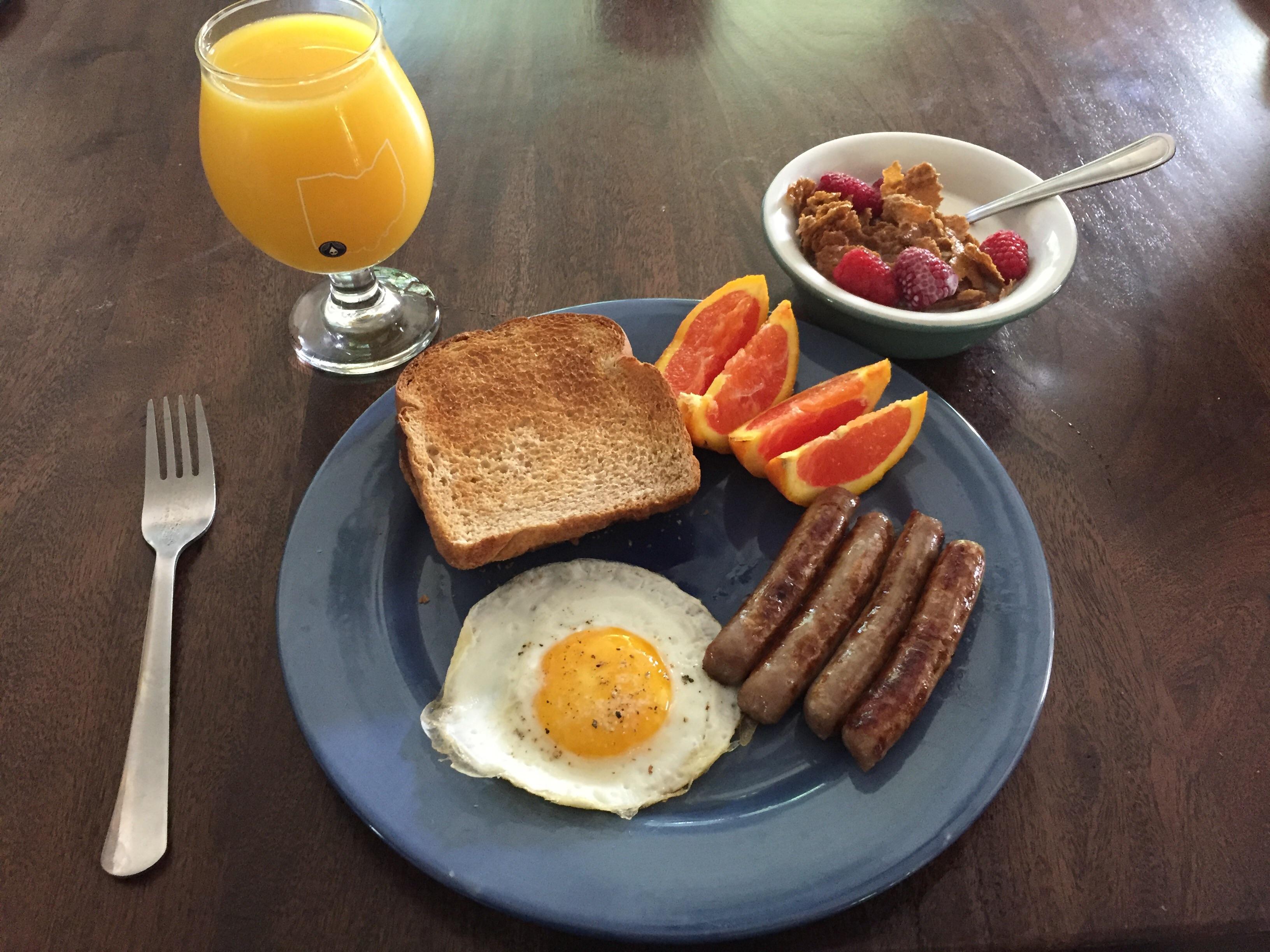 A complete breakfast | Scrolller