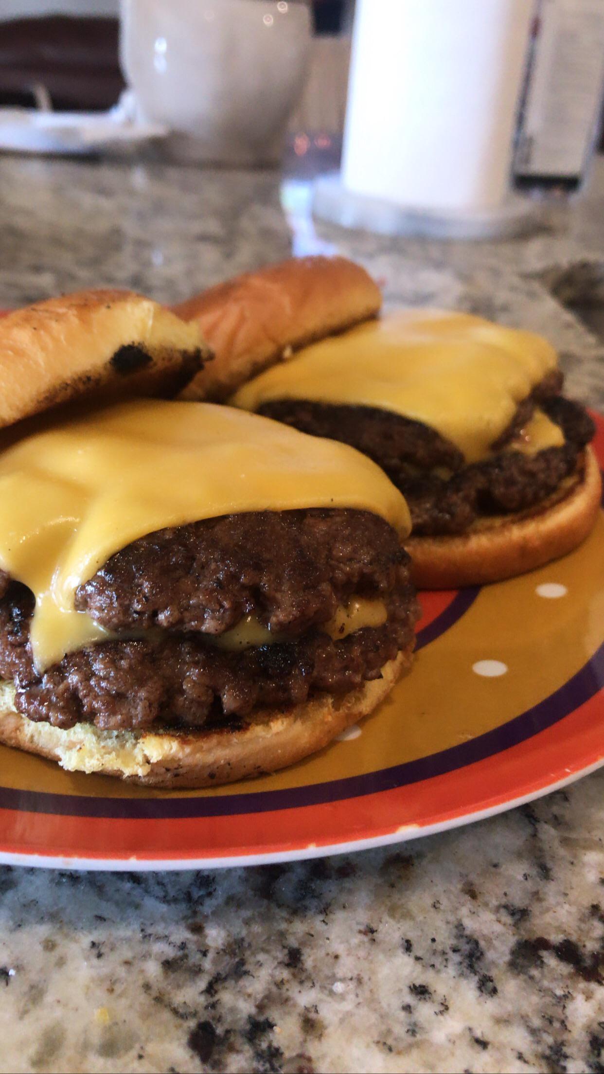 A couple juicy doubles for dinner. | Scrolller