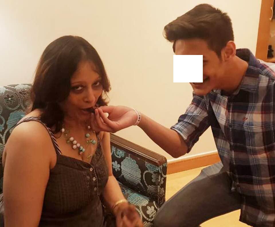 A happy beginning of Mom-Son pair | Scrolller