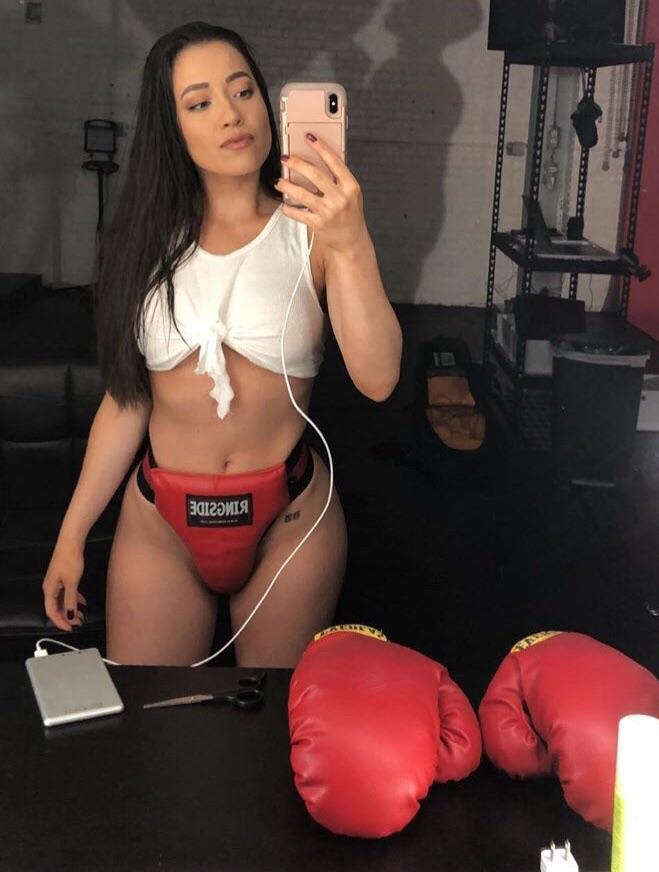 A knockout | Scrolller