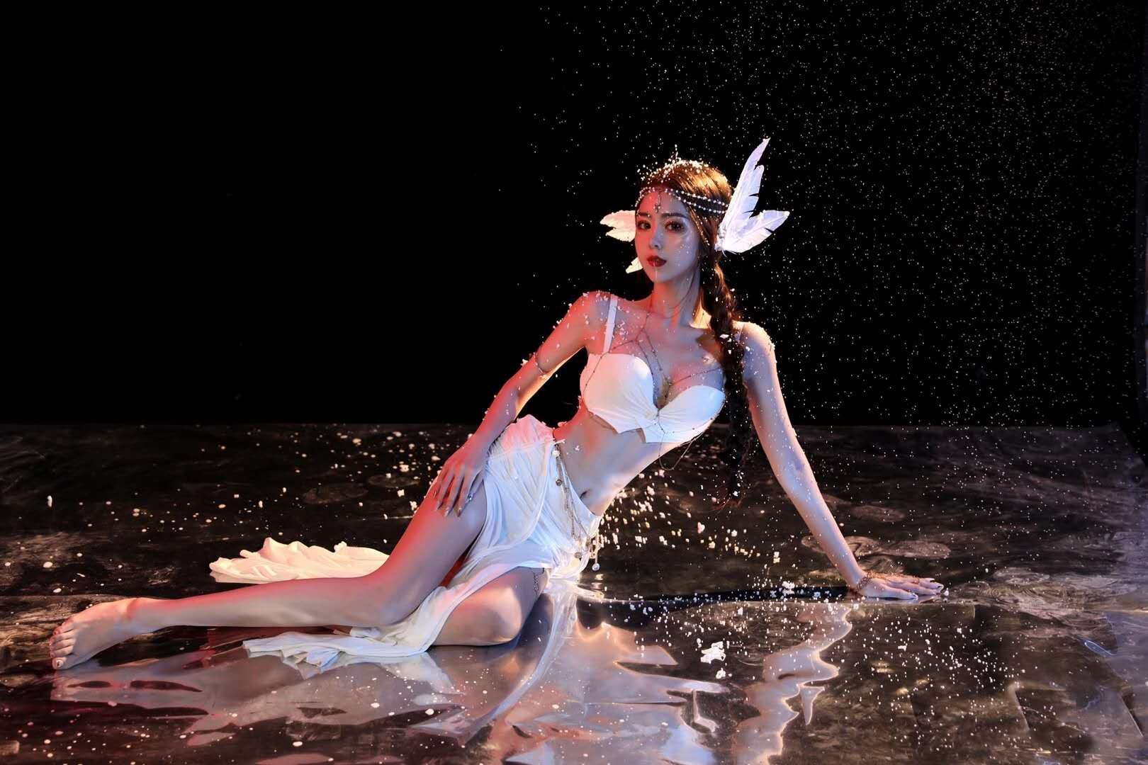 a light nymph | Scrolller