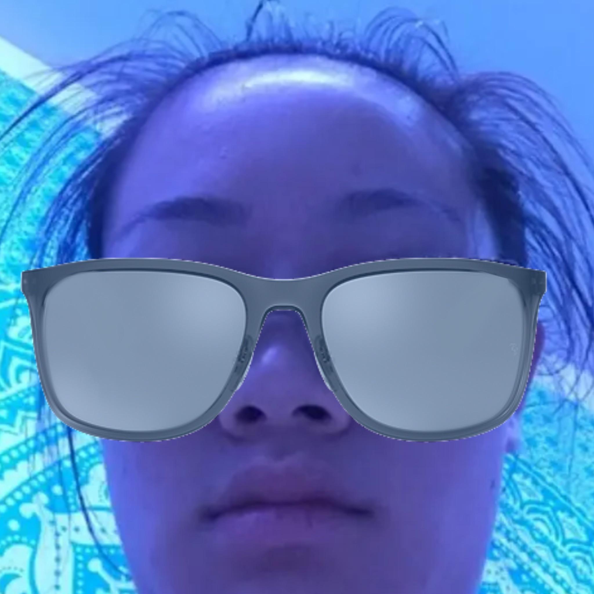 A pfp for the cool chicks and chickens | Scrolller