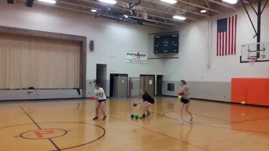 A softball player joins the dodgeball team | Scrolller