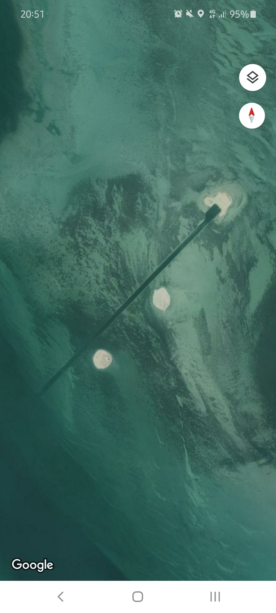 A weird base right north of Bahrain | Scrolller