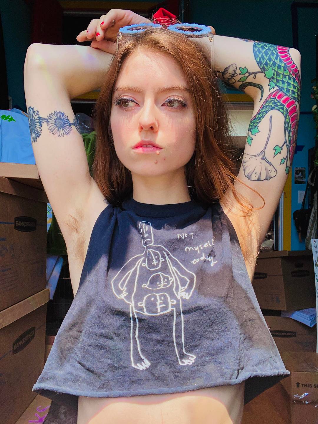 A wholesome pic showing off my armpit hair :) | Scrolller