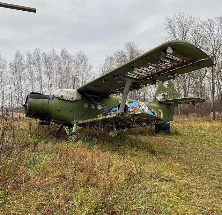 Abandoned plane in Russia | Scrolller