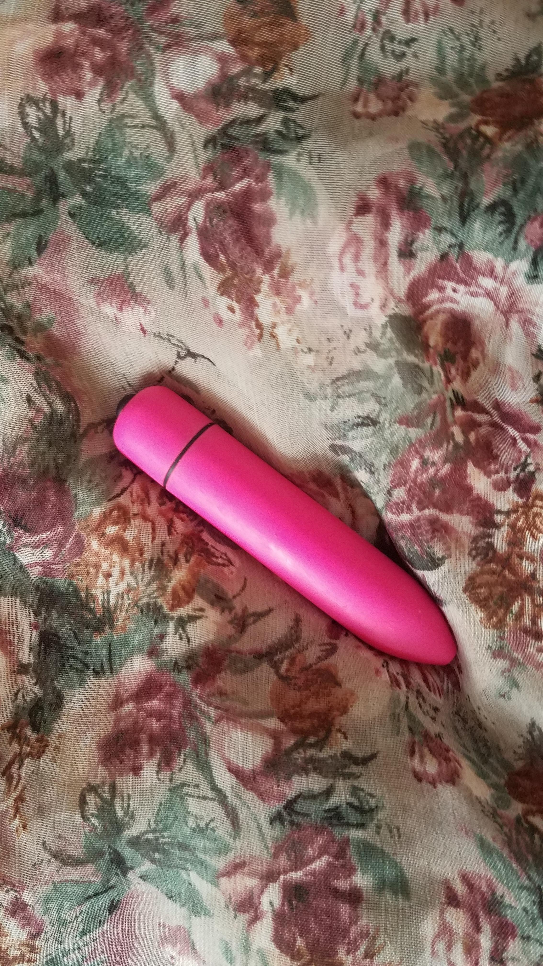 About to start filming an onlyfans video trying out my new vibrating butt plug... excited ...