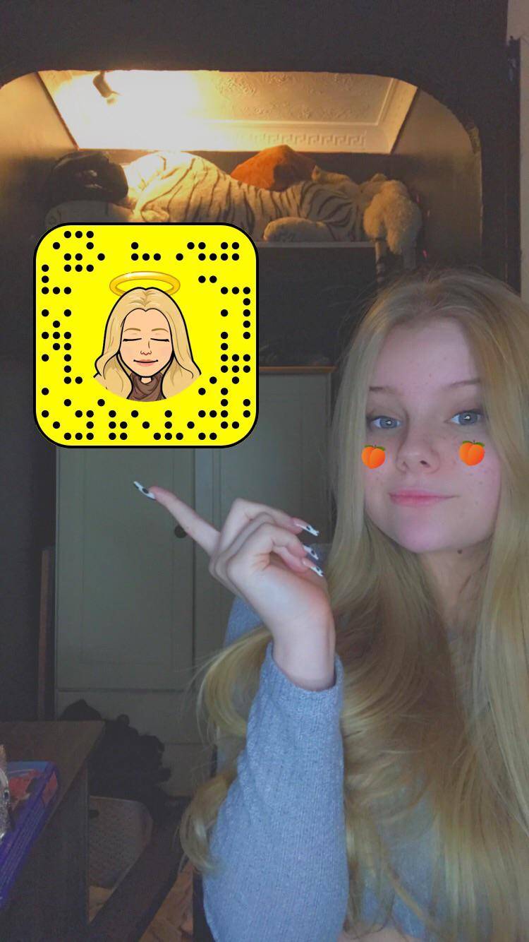 Add Meee Im 15 And English 🤍 Scrolller