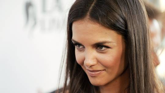 Addicted to katie holmes Cumming on her for past 6 days | Scrolller