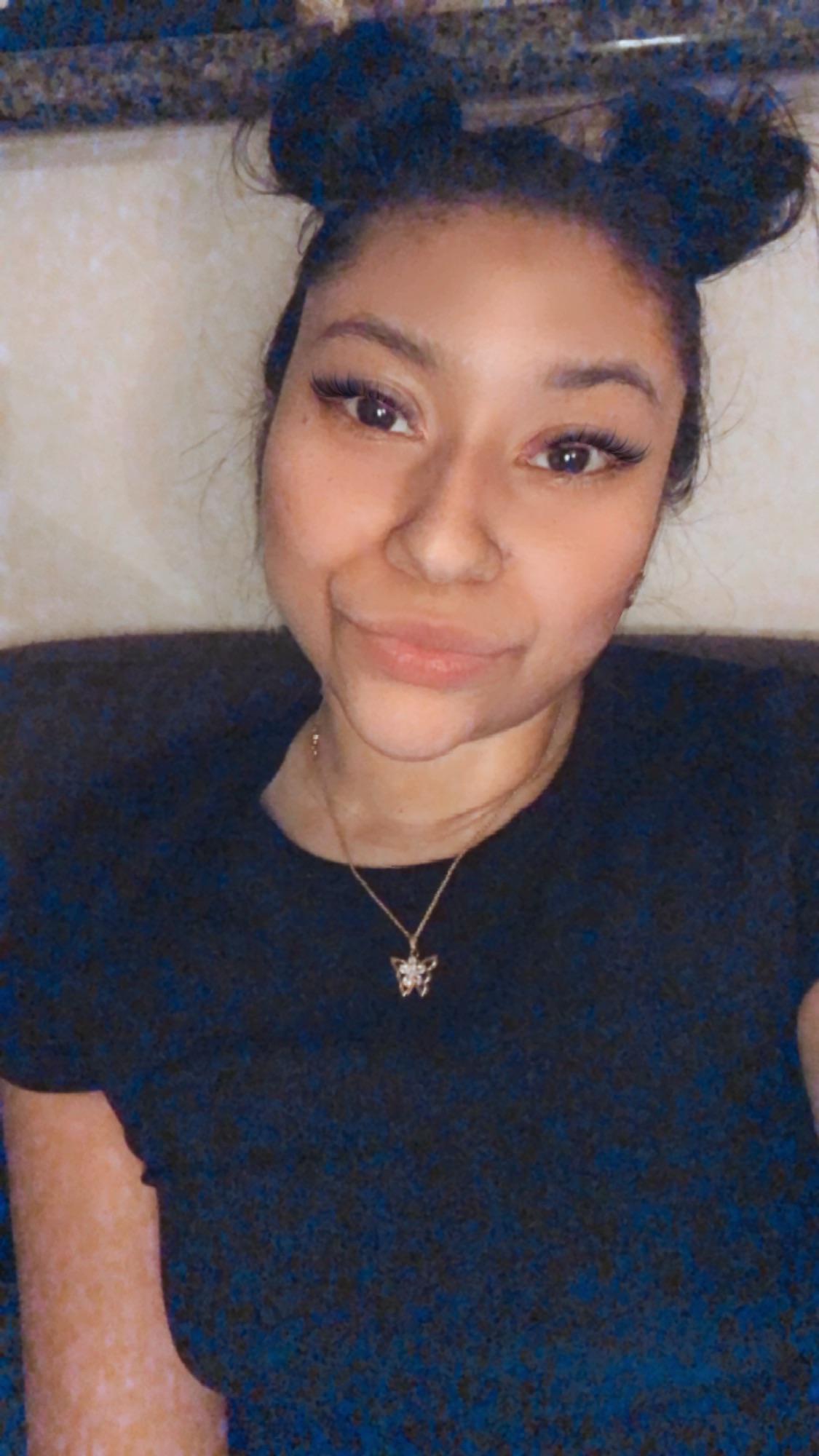 Adivina.... estoy trompuda o quiero beso 💋 😉 | Scrolller