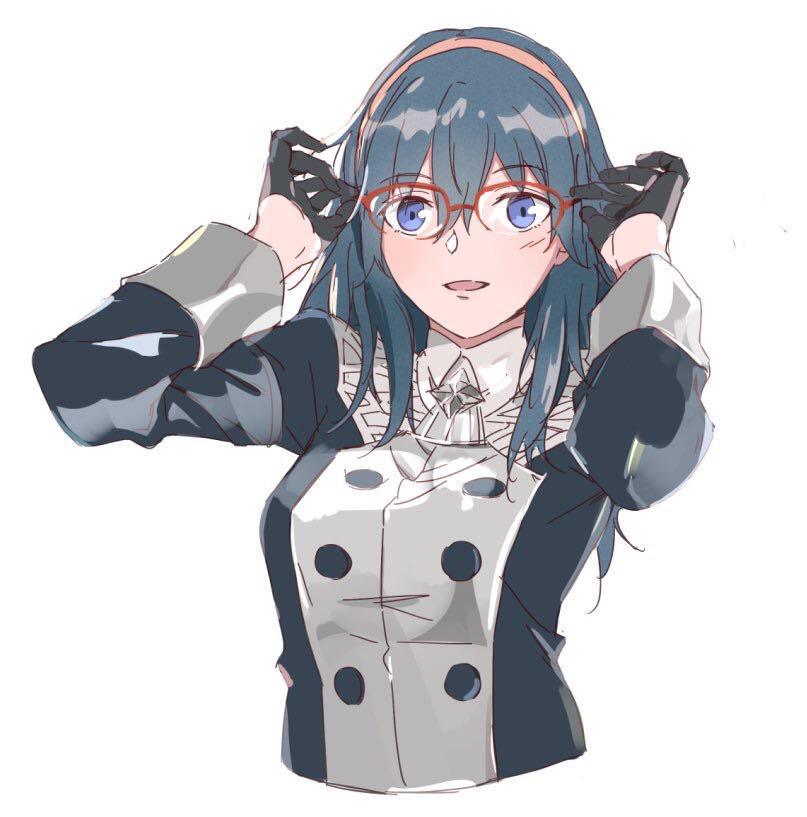 Adjusting the glasses | Scrolller