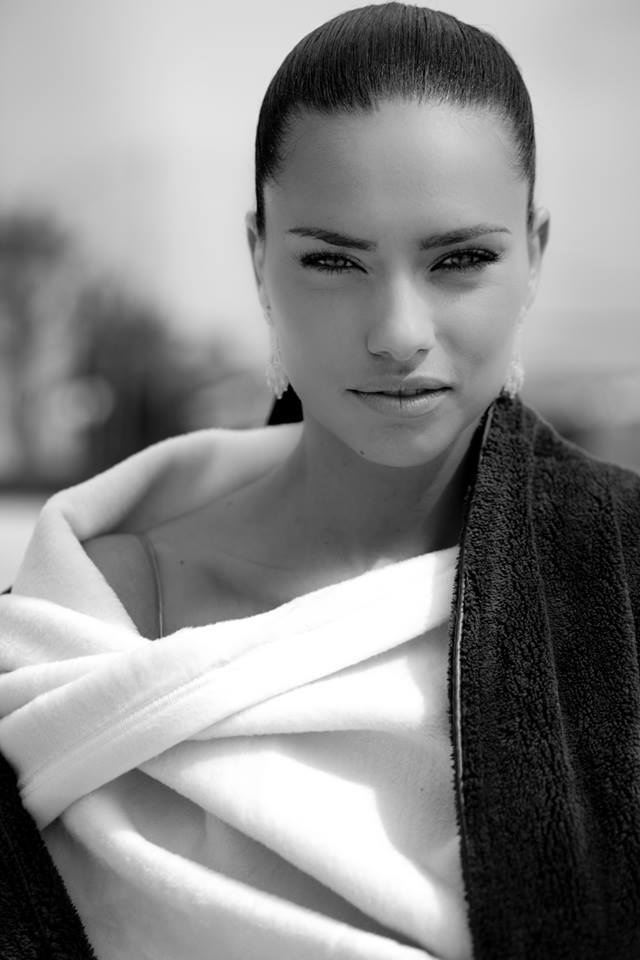 Adriana Lima | Scrolller