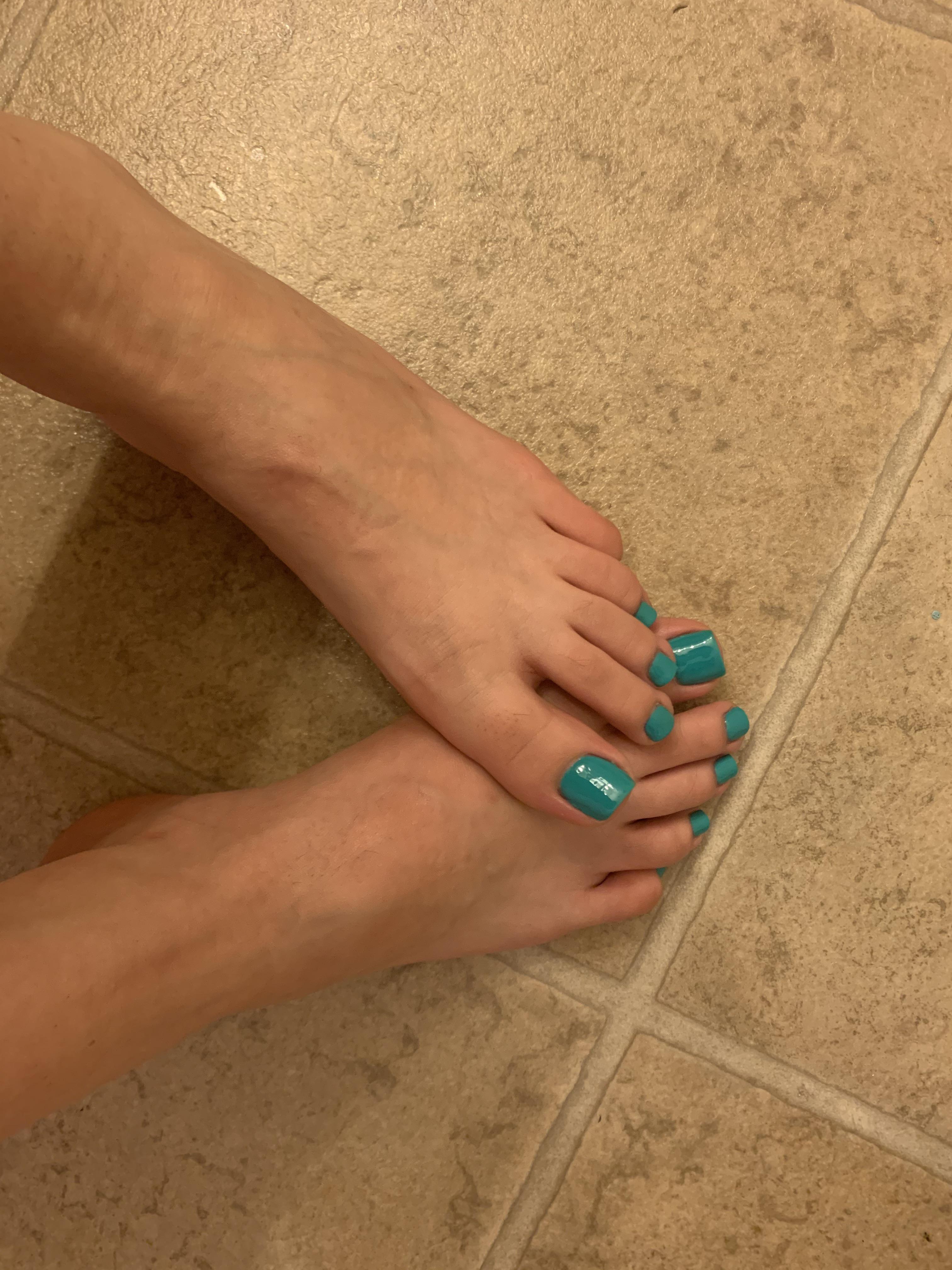 after work feet | Scrolller